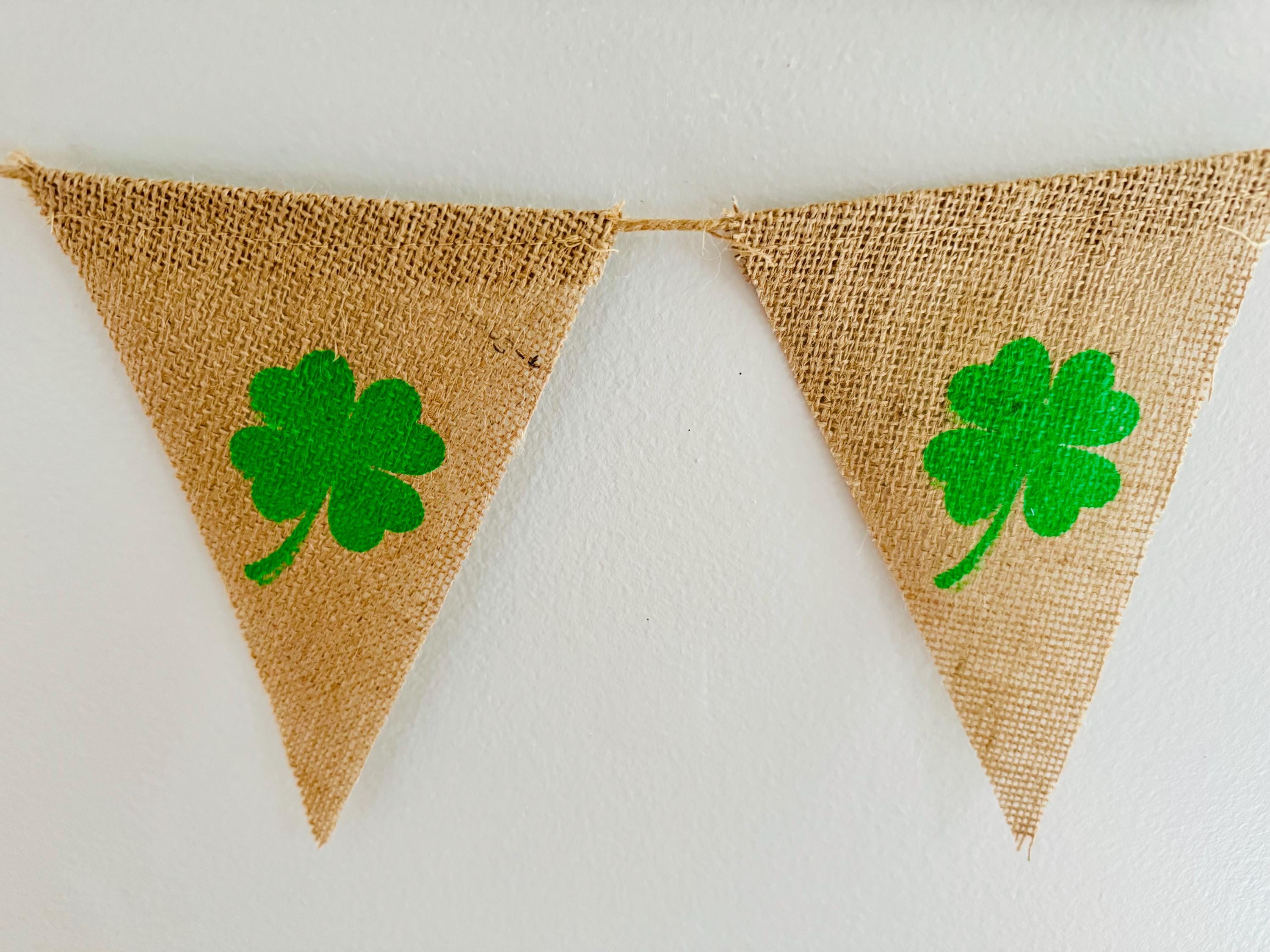 Shamrock Banner, St Patricks Day Banner, Shamrock Bunting Garland ...