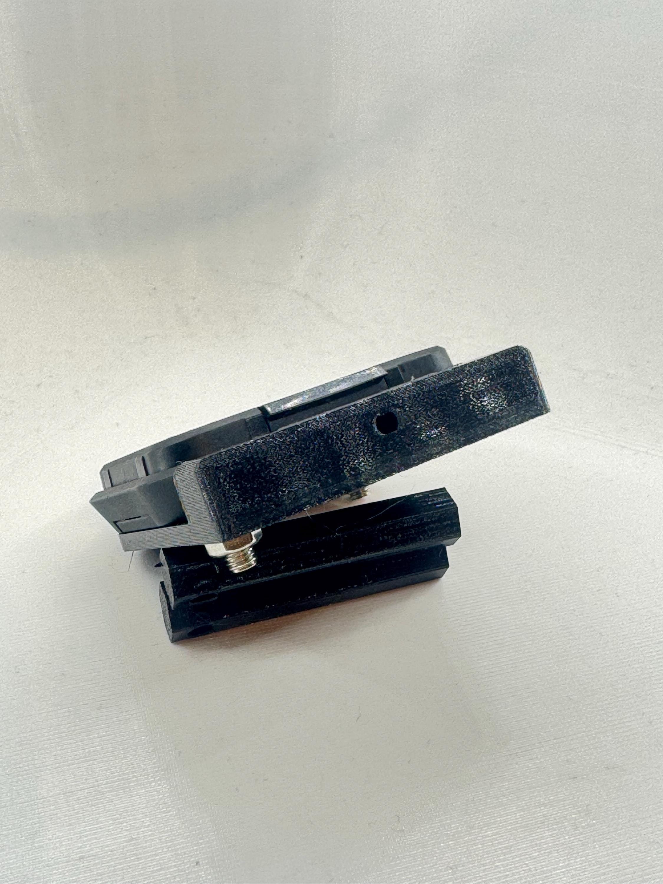 BASIC Garmin Zumo XT1 / XT2 Anti-theft Lock, Security Plate Garmin Zumo ...