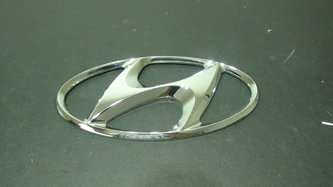 2001-2006 Hyundai Santa Fe V6 Rear Trunk Chrome Emblem - Etsy