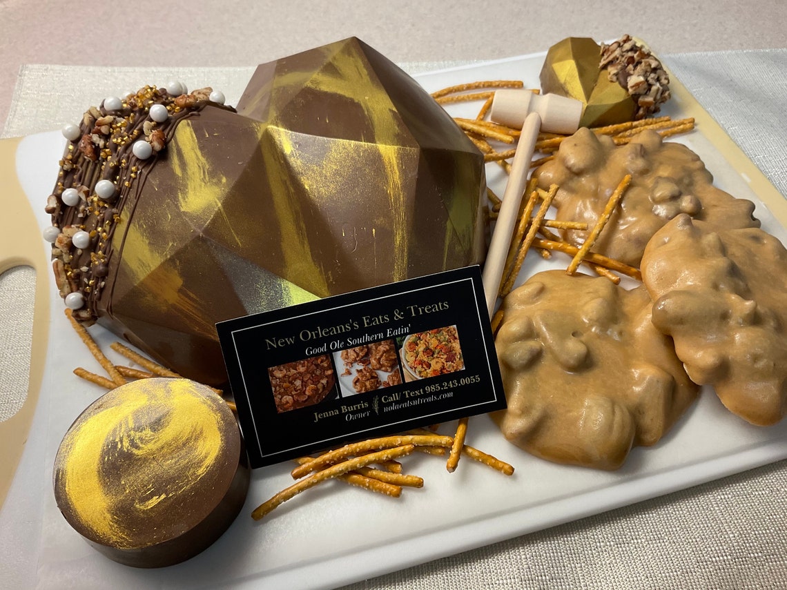 Bourbon Creamy Pecan Pralines, NOLA Candy, New Orleans Signature Candy ...