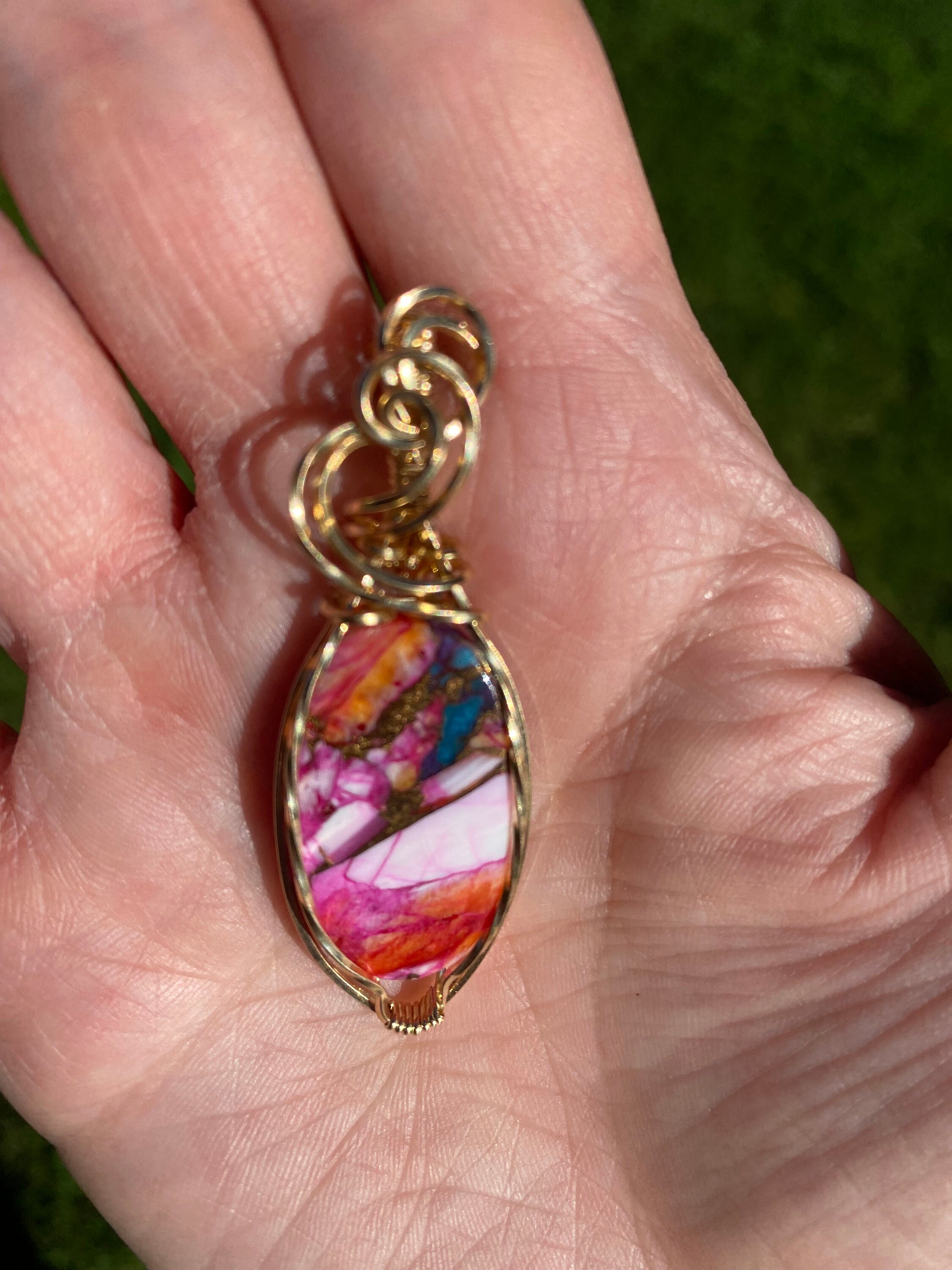 Gold Wire Wrapped Spiny Oyster Necklace: Pink Turquoise Pendant - Etsy