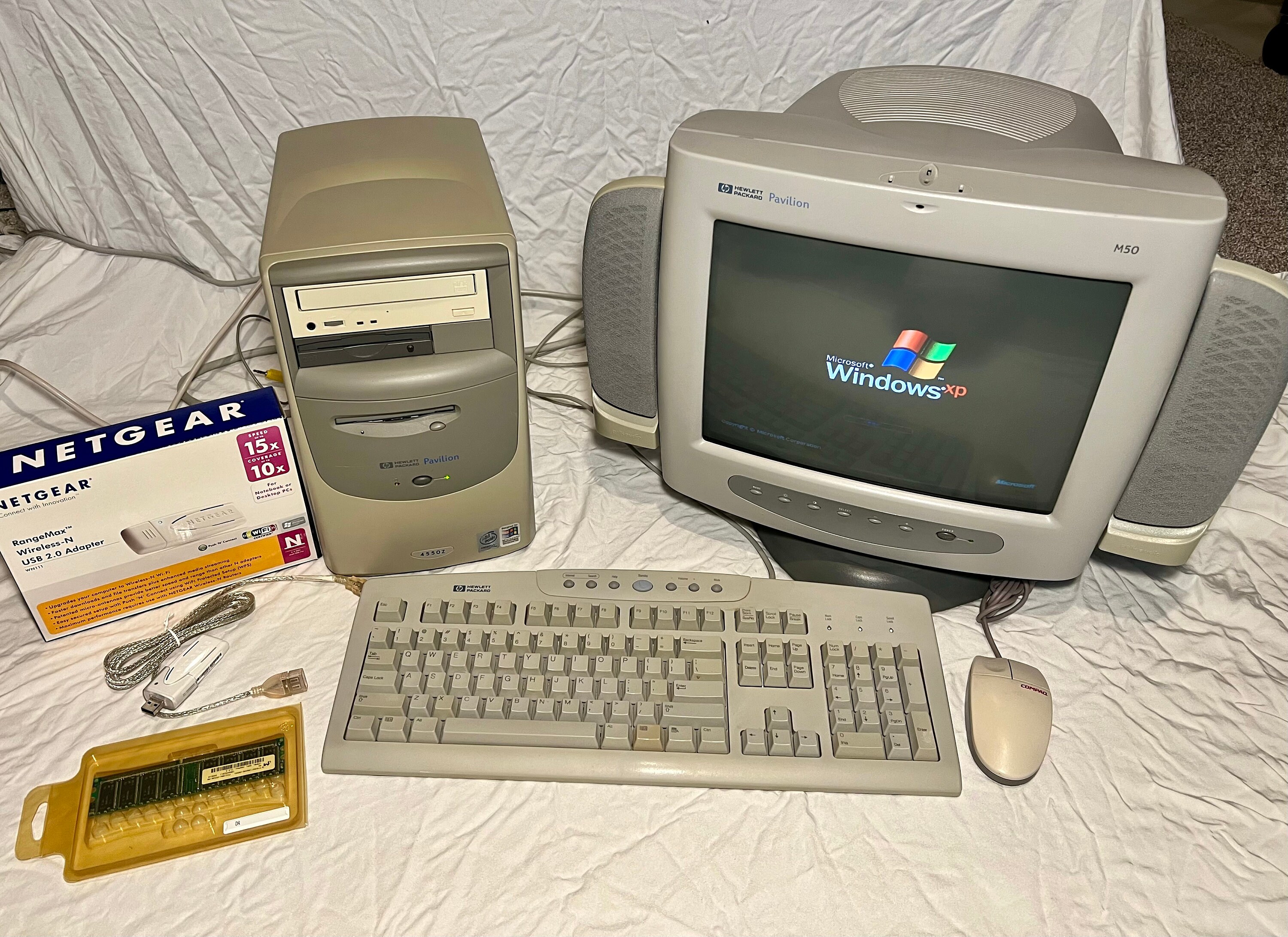 Vintage 1999 HP Pavilion Computer/monitor W/ Accessories - Etsy