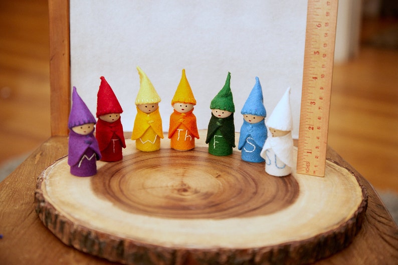 WALDORF CALENDAR GNOMES of the Week Peg Dolls - Etsy