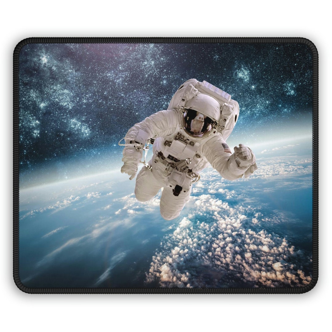 Mouse Pad of Astronaut in Space, Space Mouse Pad, Astronaut Mouse Pad ...