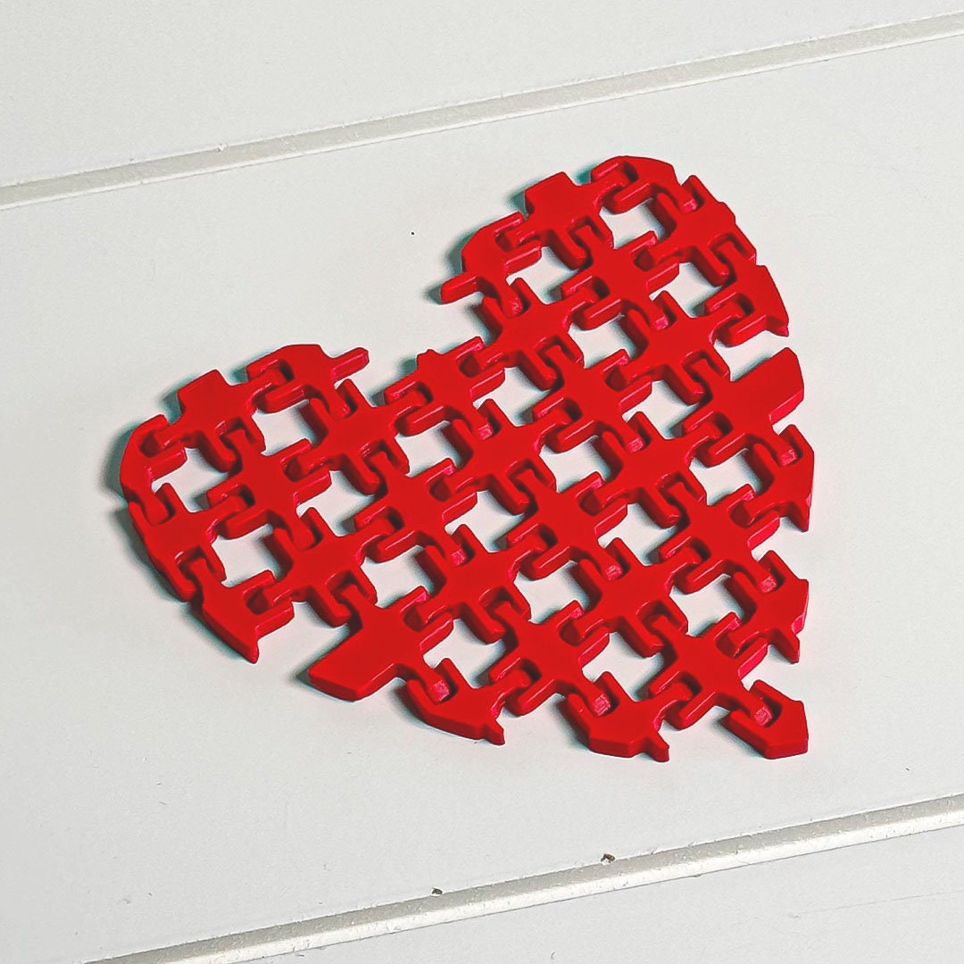 Heart Fidget Fabric Chain Link Chainmail Fun Adult Stim Toy Sensory ...