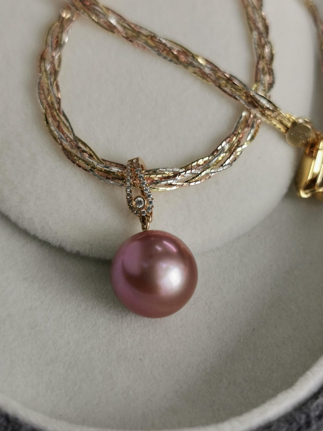 18K Solid Gold and Diamond Detachable Clasp With Genuine Nucleus-free ...