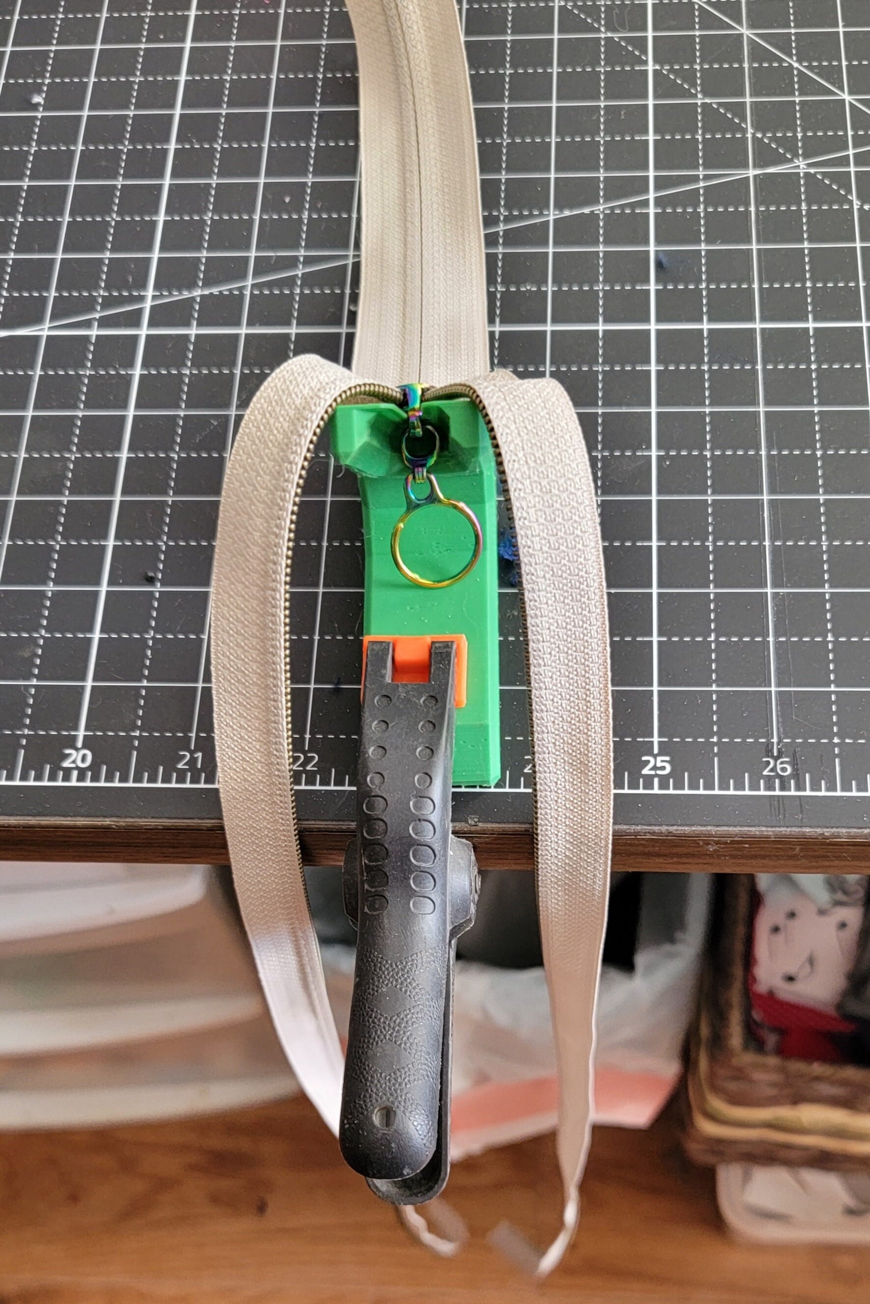 Zipper Holding Fixture - Etsy