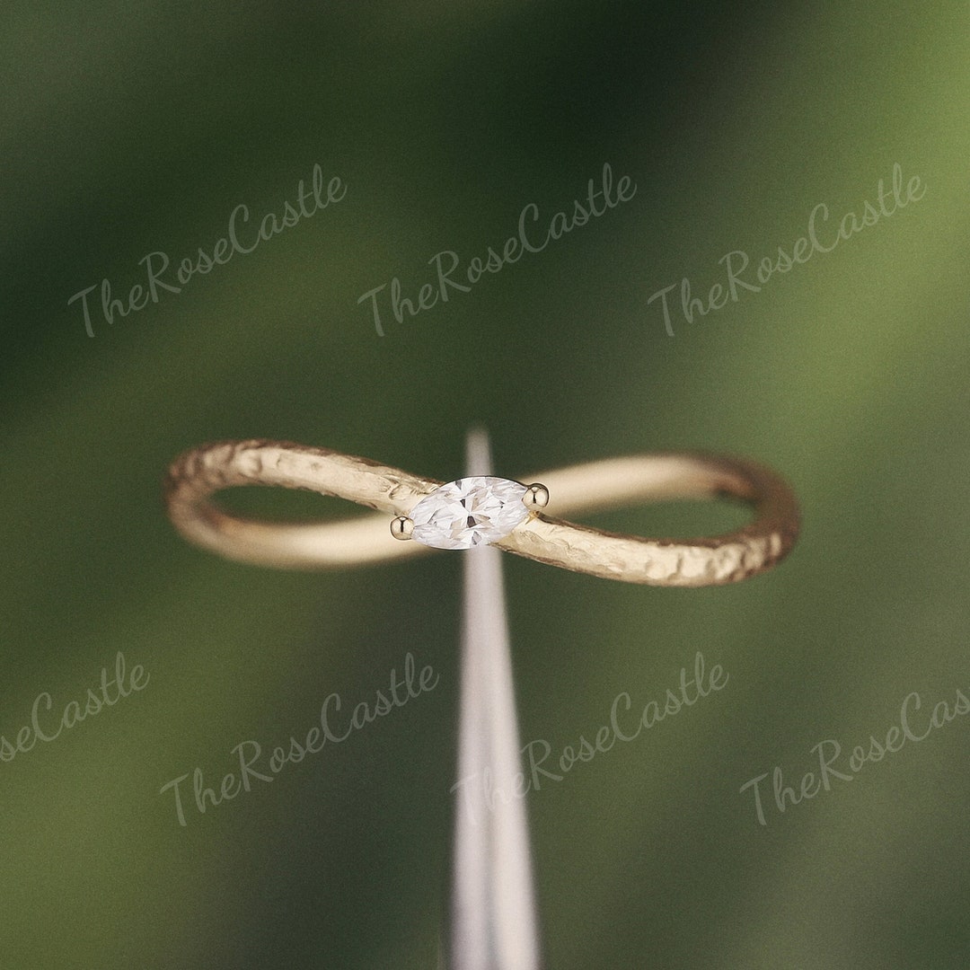 Unique Moissanite Wedding Band 14K Solid Gold Ring Hammered Ring Mens Women Thin Gold Hammered ...