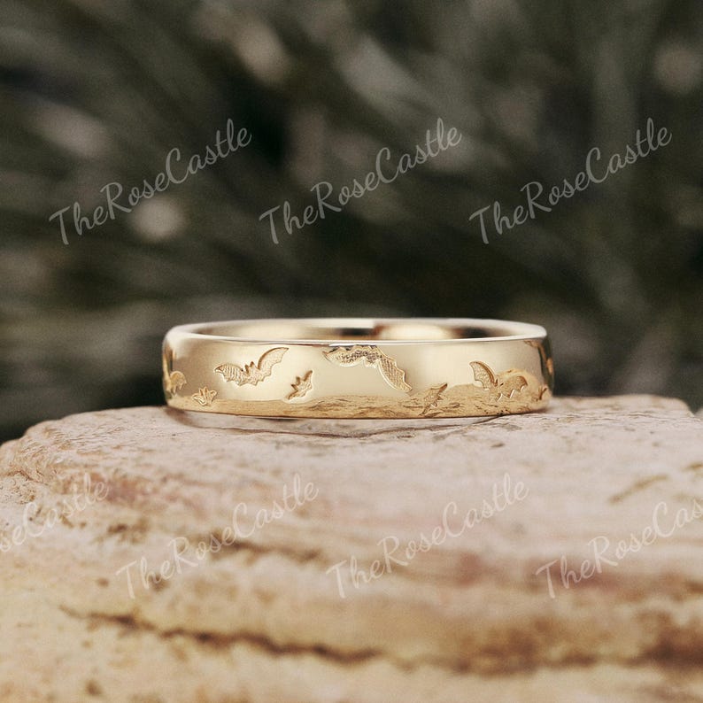 Bat Engraving Men Wedding Band Solid Gold Handmade Engraving Wedding ...