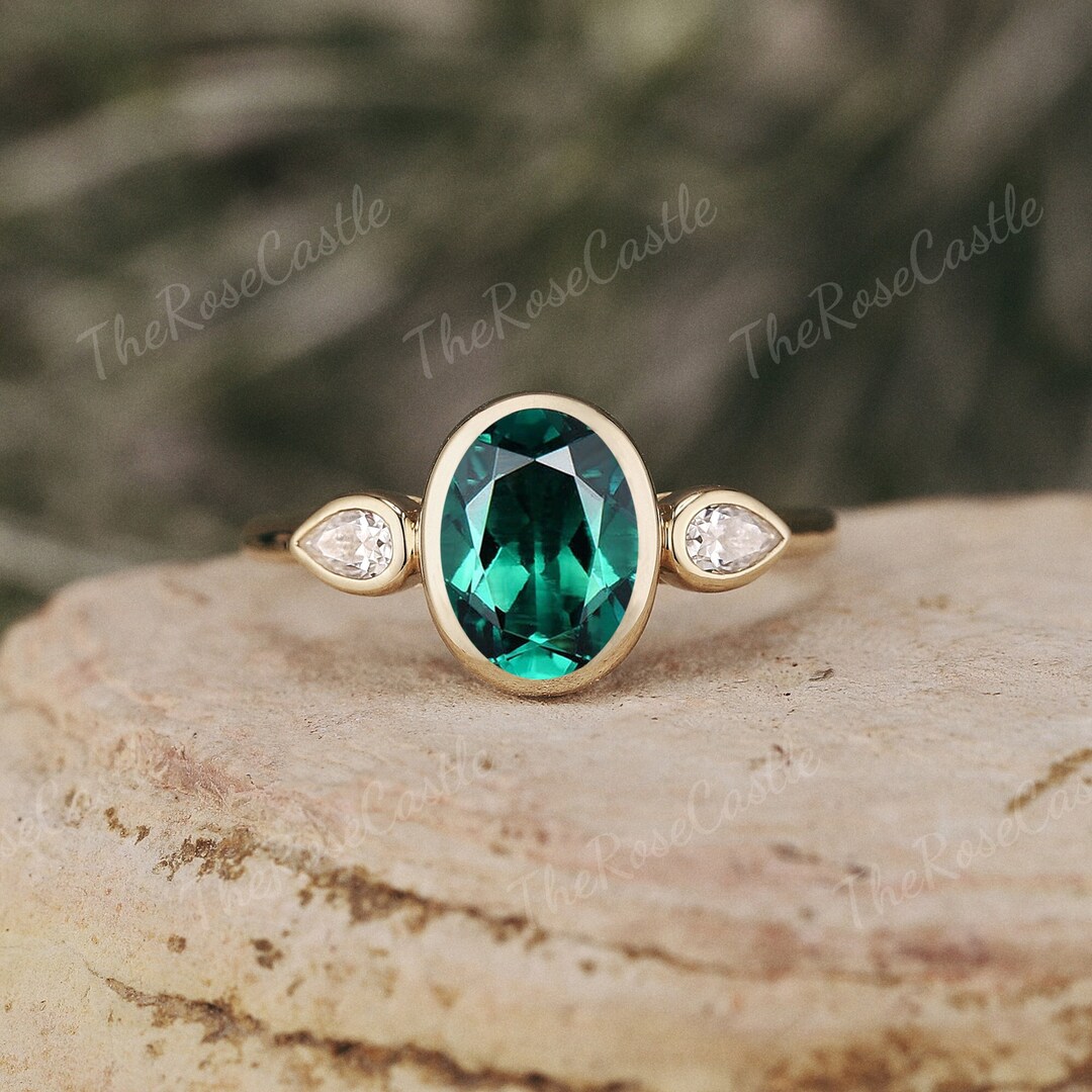 Unique Bezel Setting Oval Cut Emerald Engagement Ring Solid Gold Ring ...