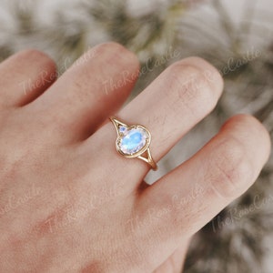 Unique Oval Moonstone Engagement Ring Vintage Solid Gold Moonstone Ring ...