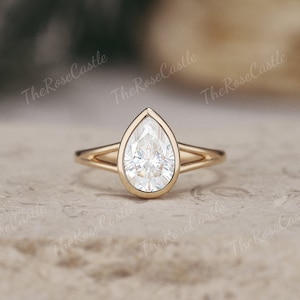 Unique Bezel Setting Pear Cut Moissanite Engagement Ring Set Solid Gold ...