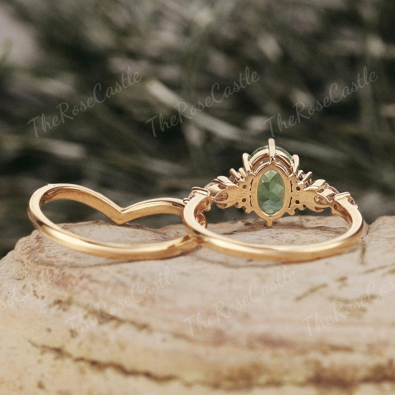 Conjunto de anillo de compromiso de zafiro verde de talla ovalada ...