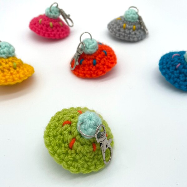 Flying Saucer - Etsy