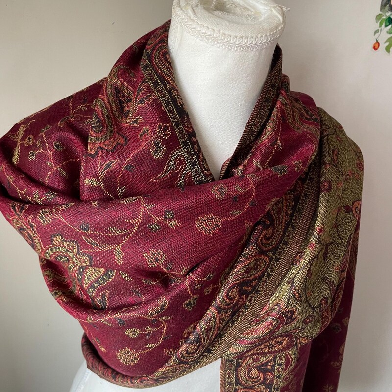 Maroon Print Wool Shawl - Etsy