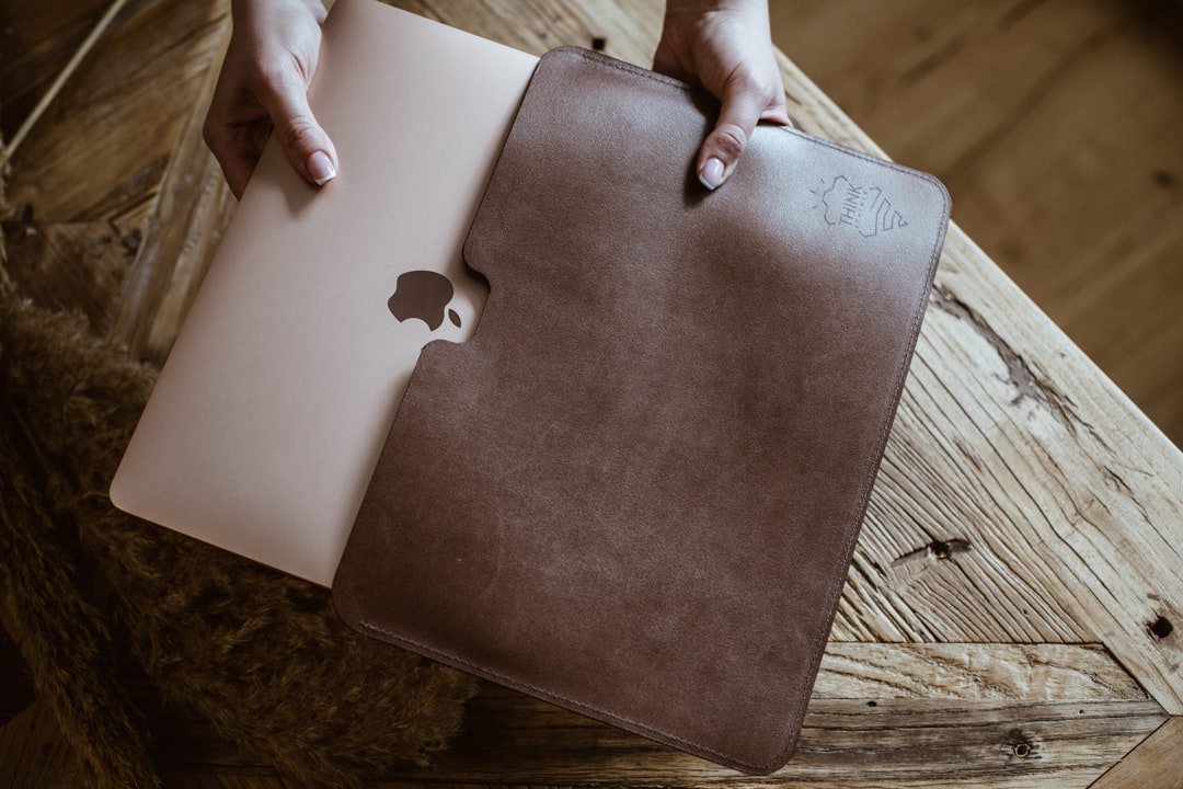 Exclusive Brown Leather Sleeve for 16″ MacBook - Etsy