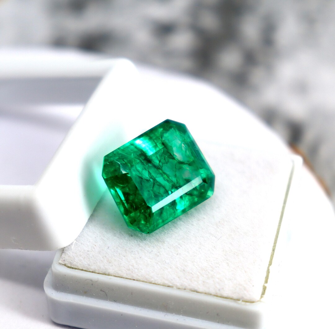 9.40 Carat Emerald Cut Emerald Gemstone: Natural Colombian Stone - Etsy