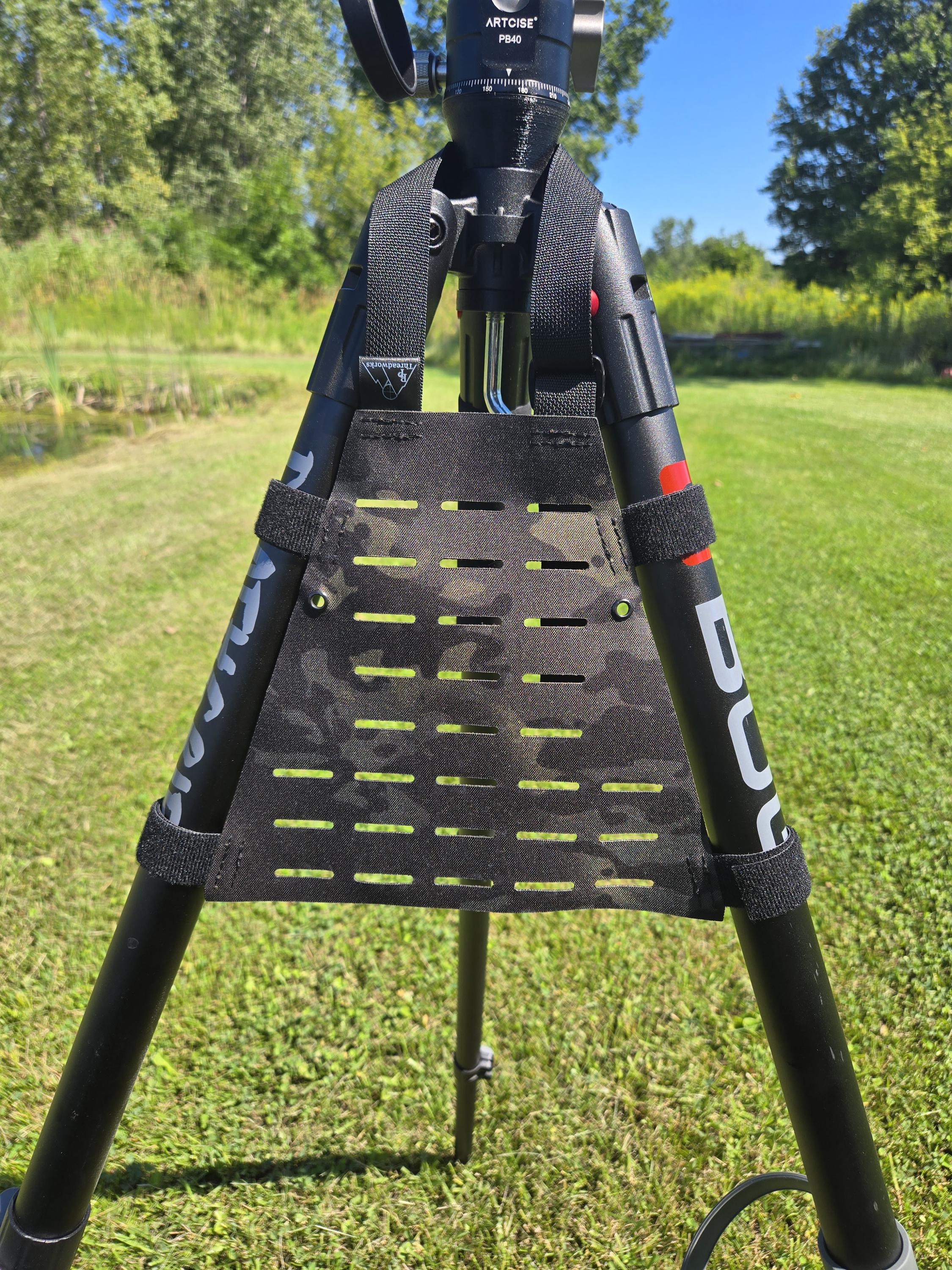 Dock Lite Compact Modular Tripod Organizer Panel Molle PALS / Shooting ...