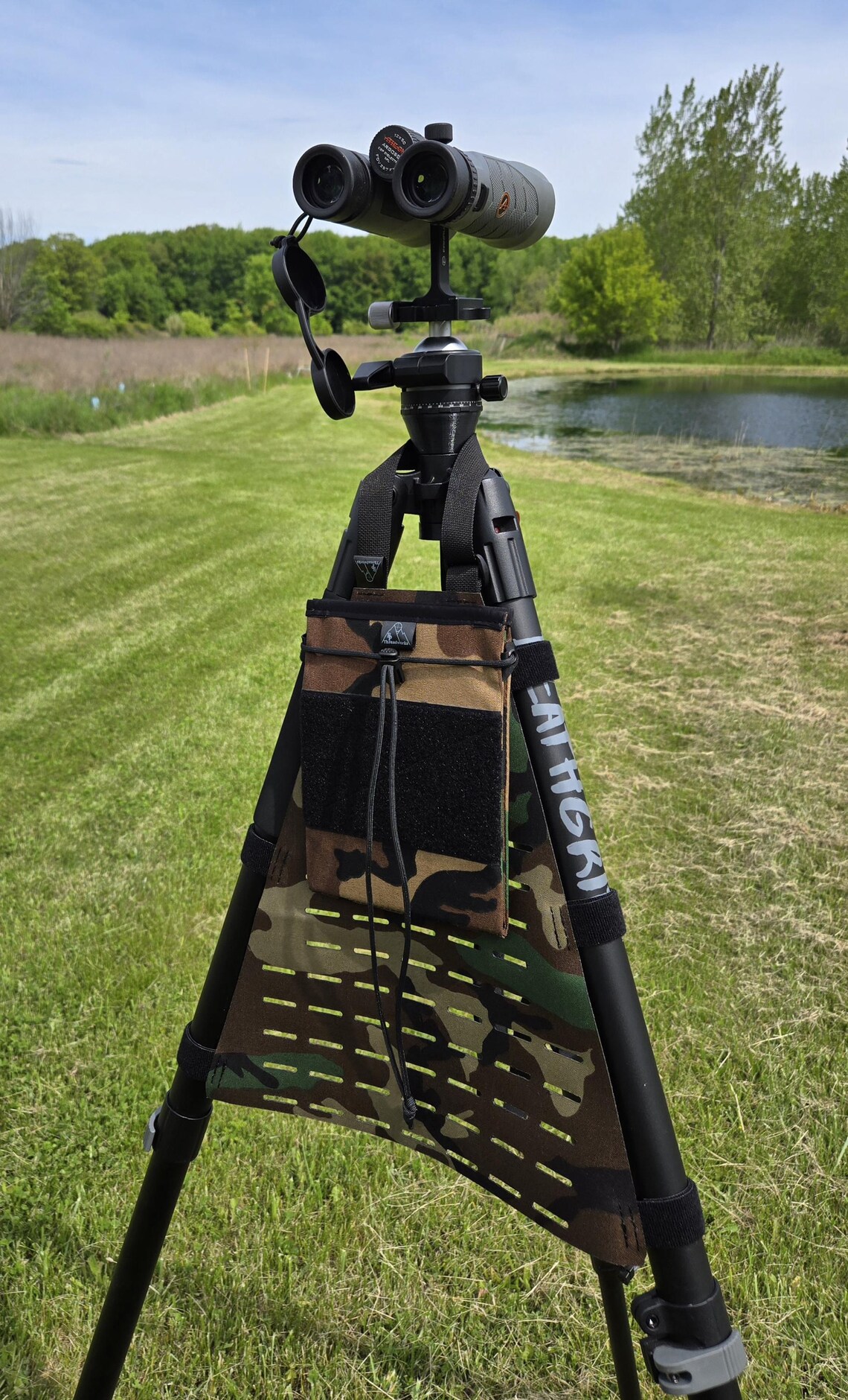 Docking Station Modular Tripod Organizer Molle PALS Panel / Shooting ...