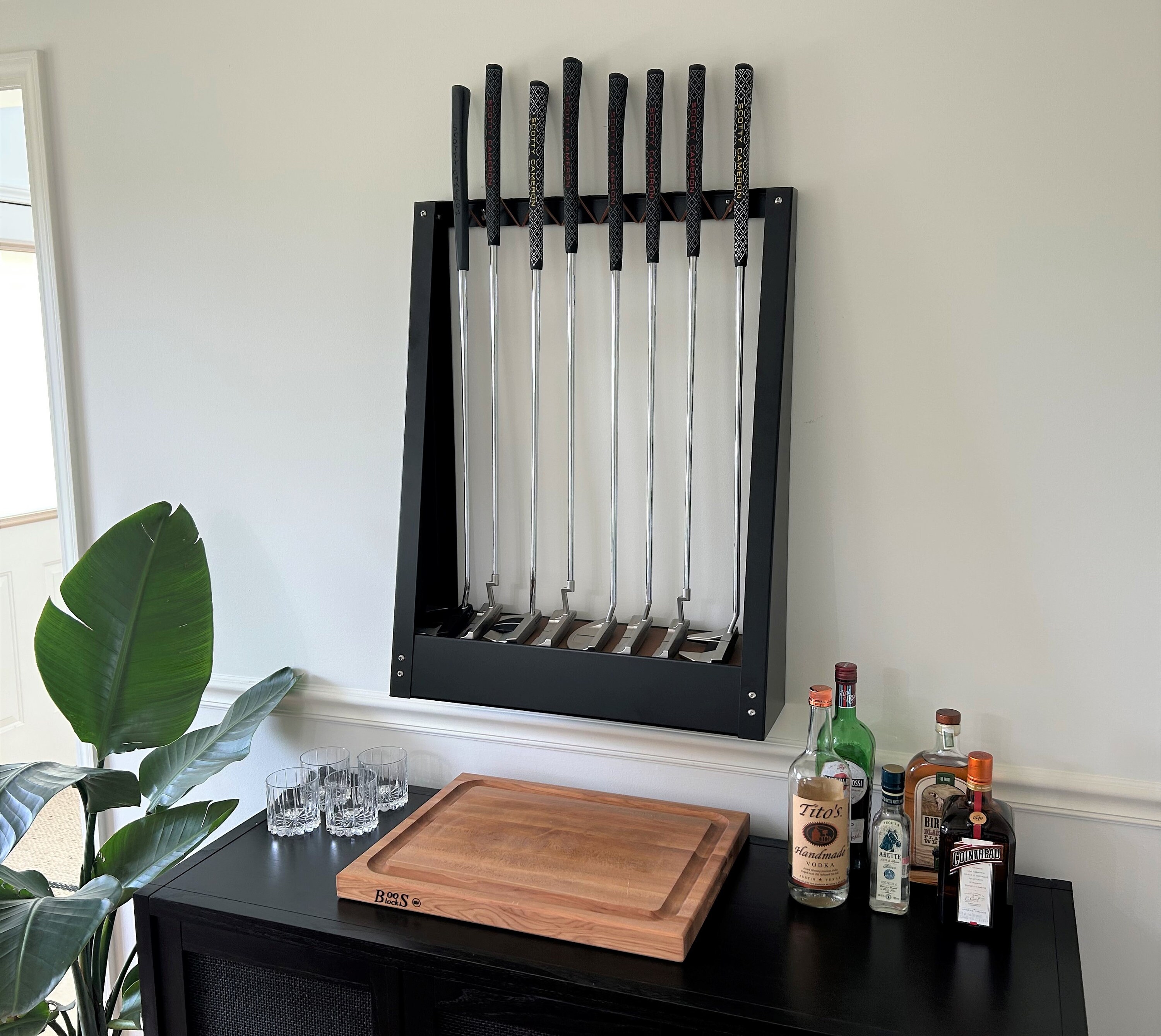 Custom Black Steel Golf Club Display Rack With Wall Mount and Leather ...