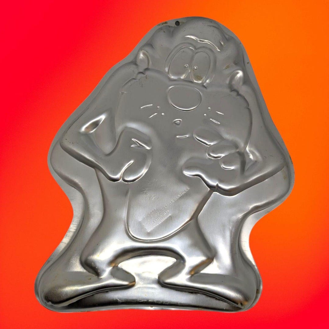 Vintage 1996 Wilton Tasmanian Devil Looney Tunes Tin Cake Pan - Etsy