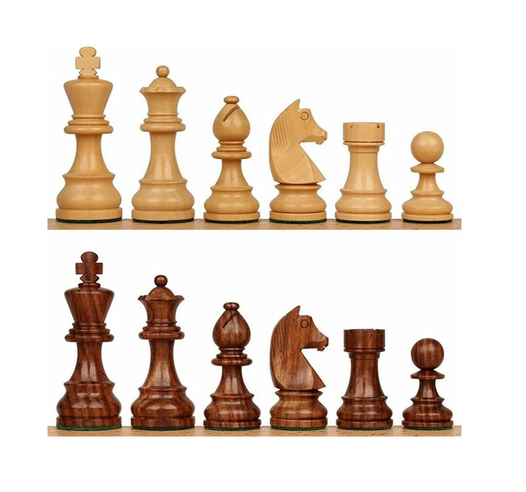 Wooden Chess Pieces Pawn With Extra Queens Chessmen Figurine Pieces ...