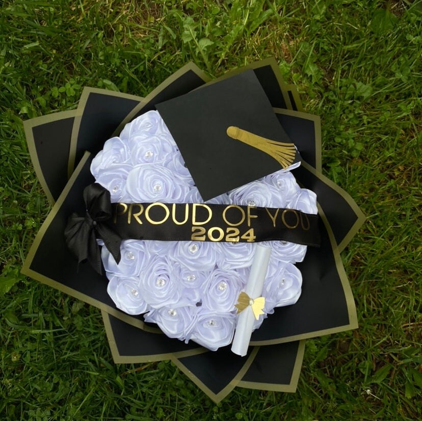 Luxurious 30 Count Eternal Rose Bouquet - Etsy