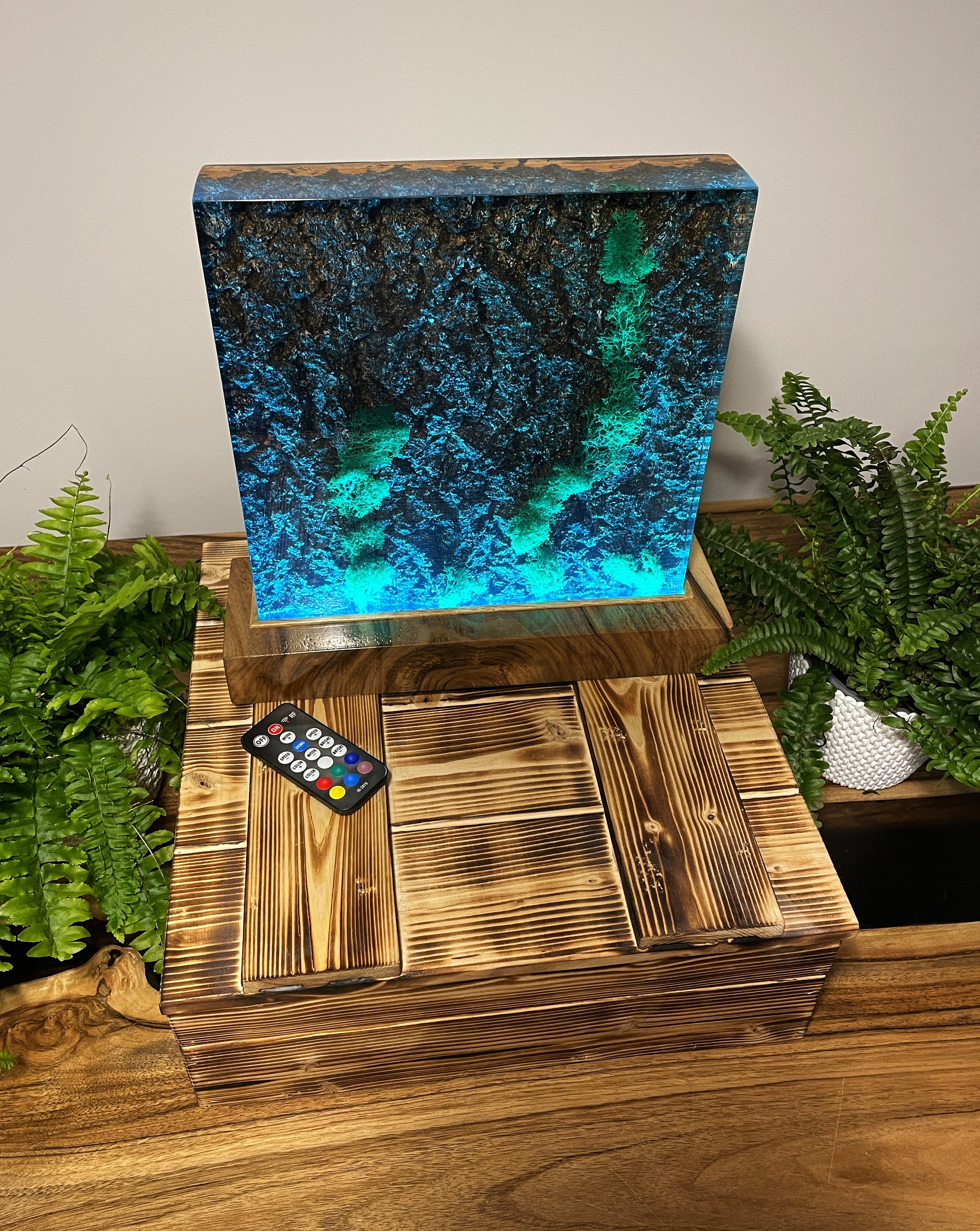 Led Lamp Made of Wood and Epoxy Resin, Gift Box - Etsy