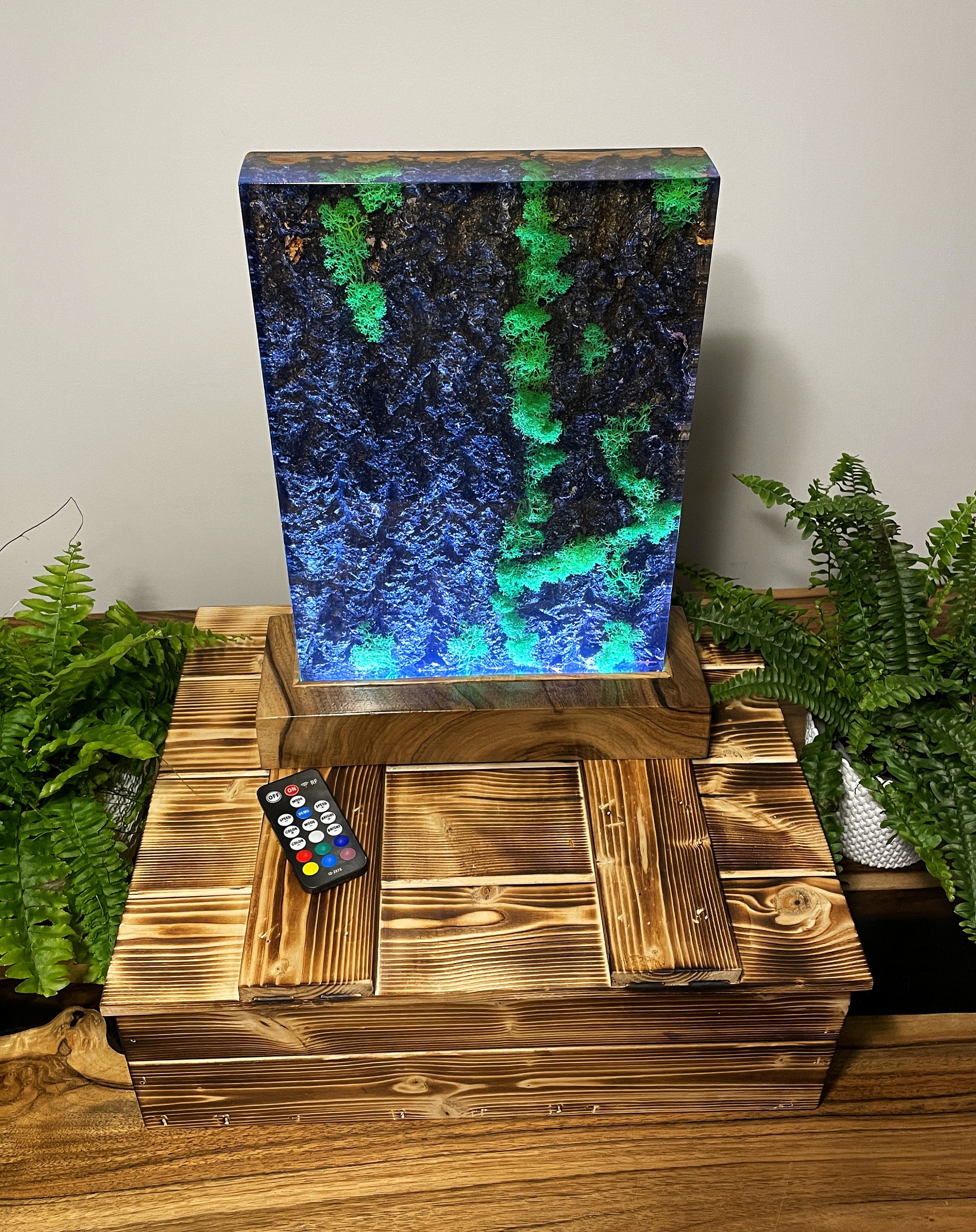 Led Lamp Made of Wood and Epoxy Resin, Gift Box - Etsy