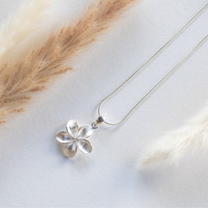 Sterling Silver Flower Necklace, Gift for Her, Flower, Silver Necklace ...