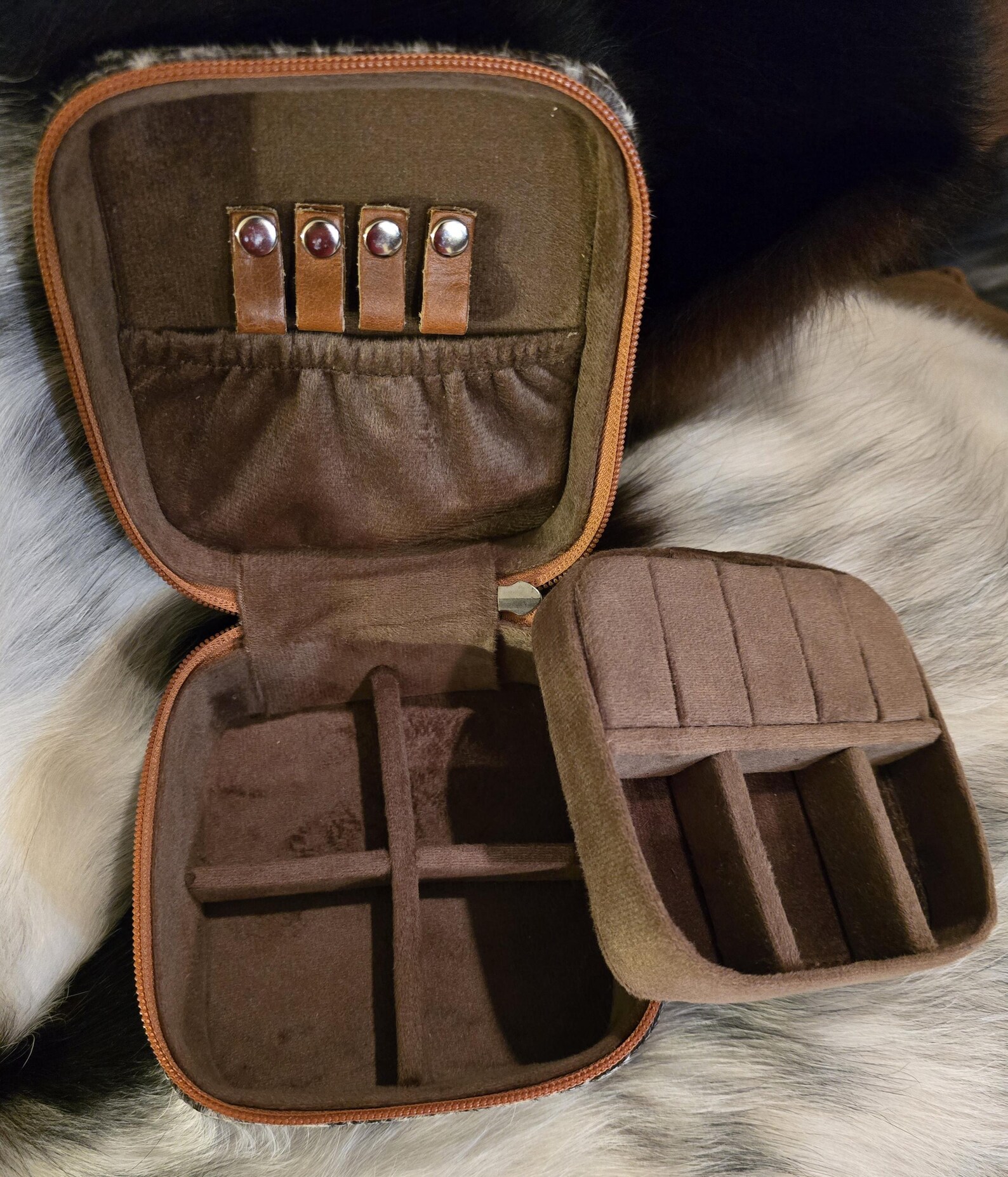 Jewelry Case, Beautiful Tooled Leather - Etsy