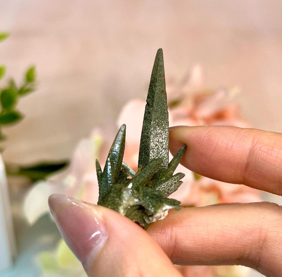 RARE Ganesh Himal Quartz- NEPAL, Prasem Quartz, Green Himalayan Xquartz ...