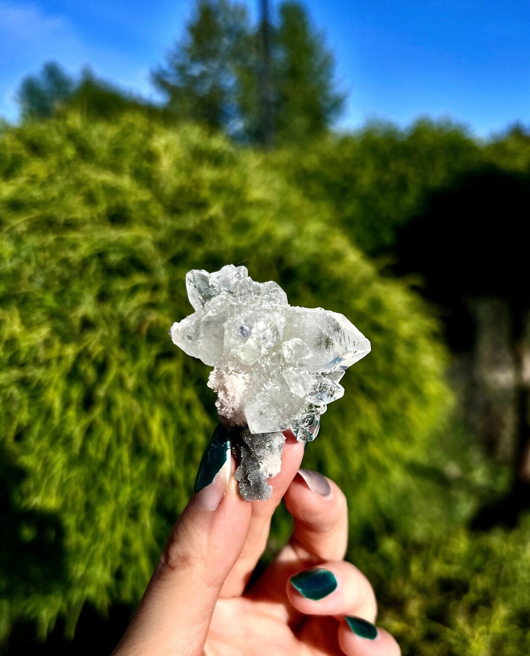 RARE Mint Green Diamond Apophyllite on Grey Chalcedony Stalacite With ...