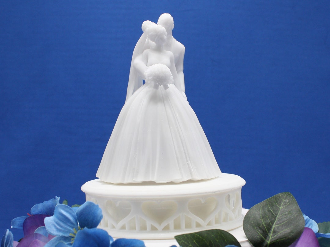 Lean Into His Arms Wedding Cake Topper or Centerpiece for - Etsy