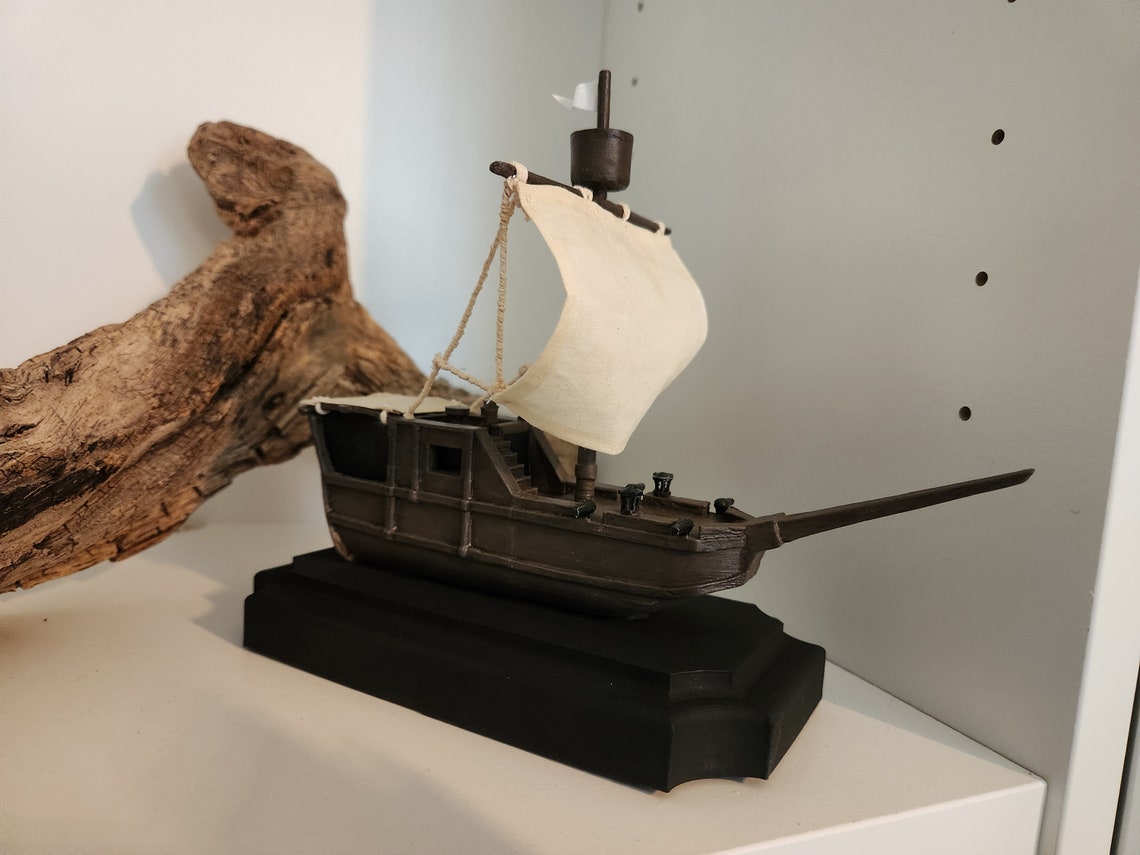 Customizable Sea of Thieves Sloop - Etsy