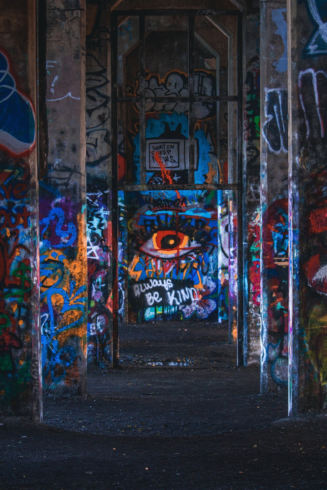 Philadelphia’s Graffiti Pier - Digital Art Print - Instant Download - Etsy