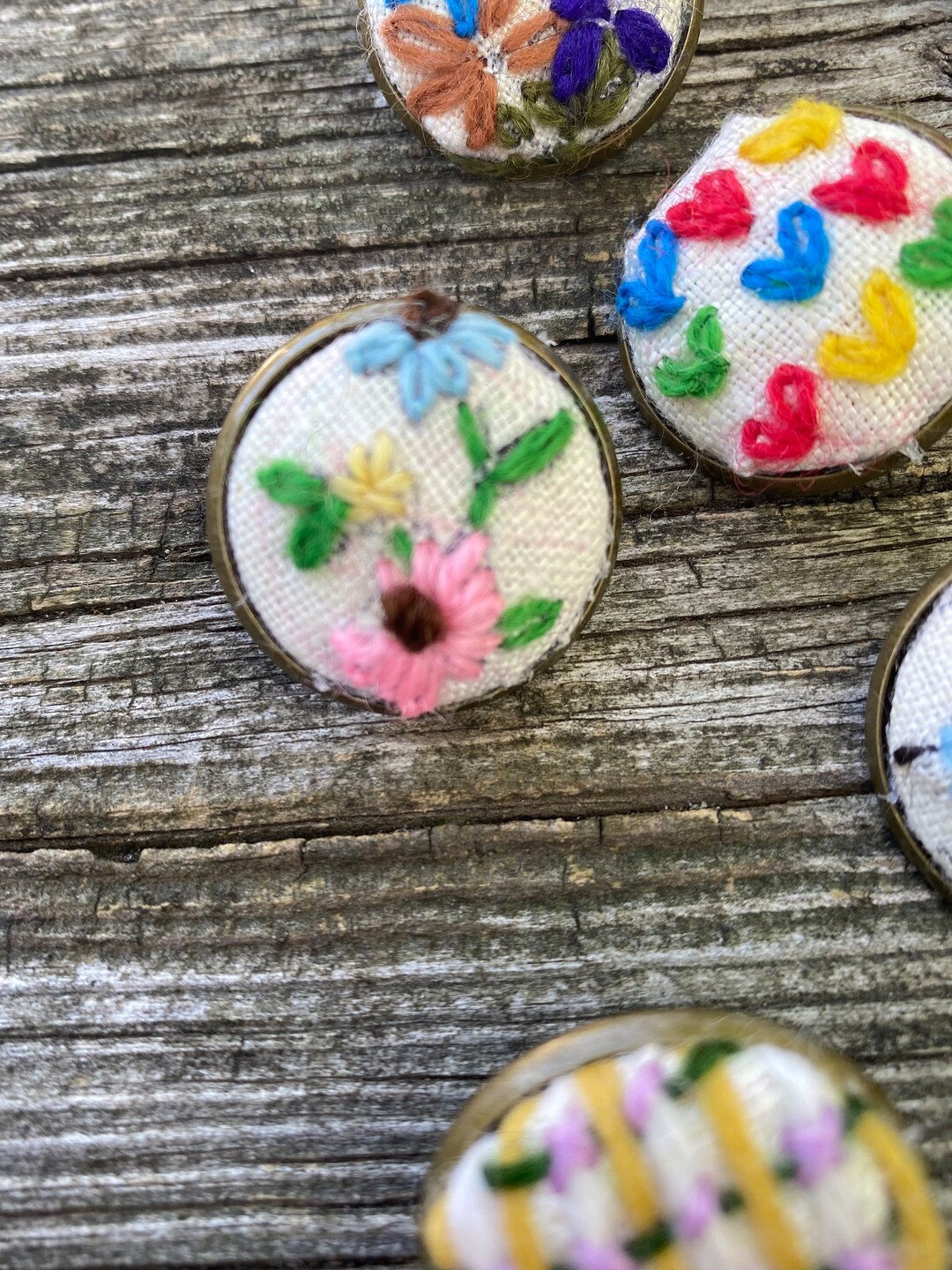 Vintage Pastel Floral Sheets Inspired Hand Embroidered Pins - Etsy