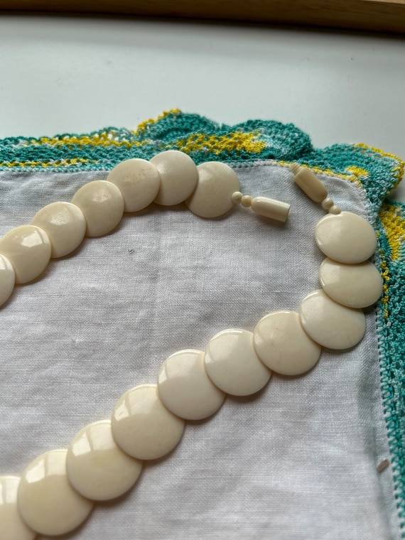 Vintage celluloid necklace ivory - Gem