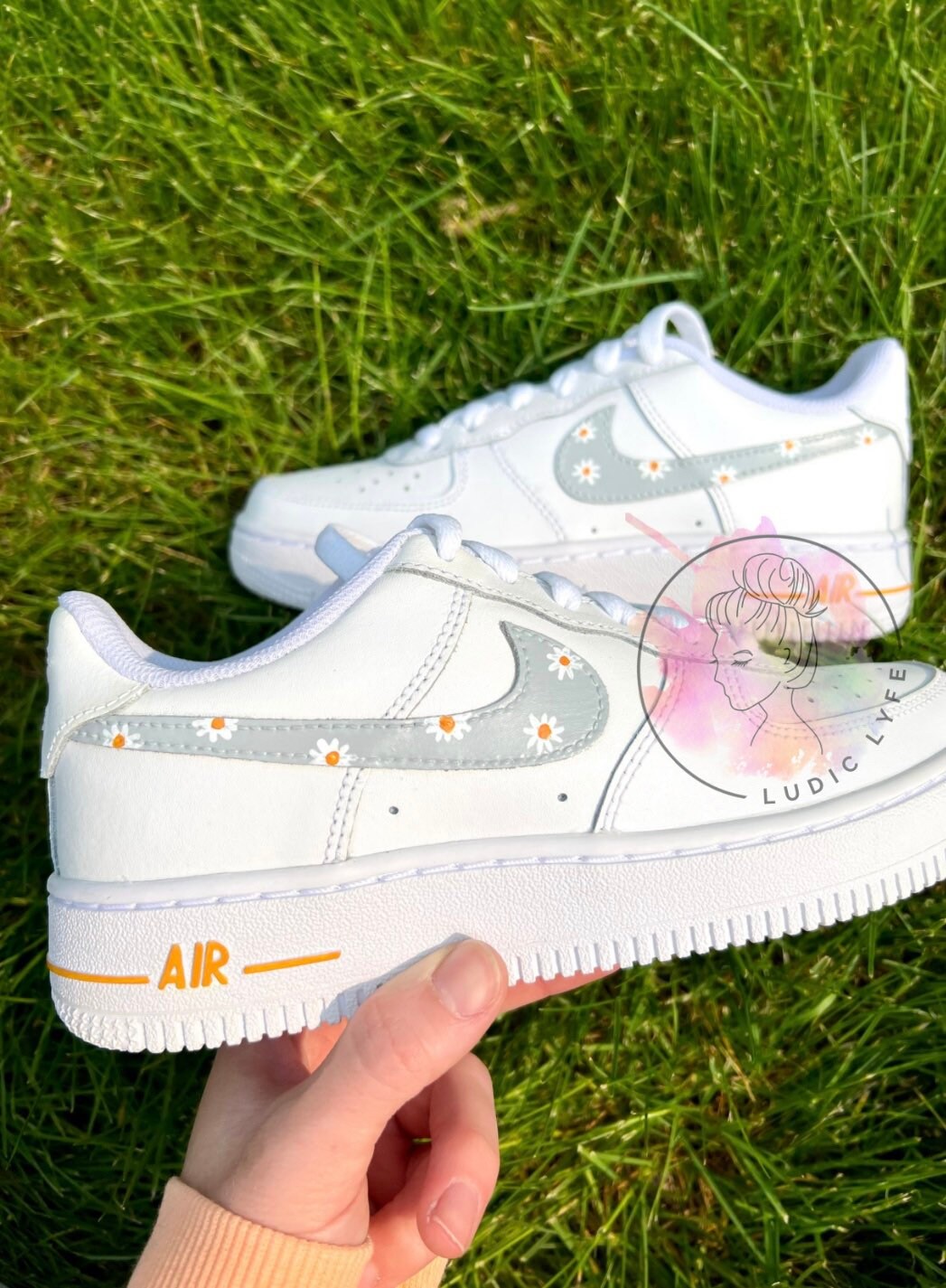 Custom Daisy Swoosh Custom AF1 - Etsy