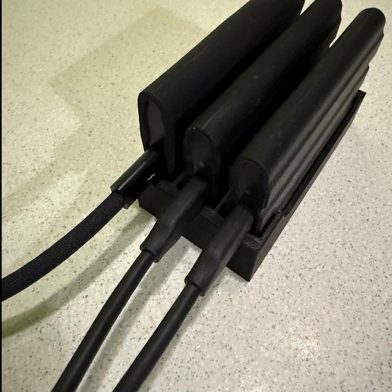 Gold T Holder - Etsy UK