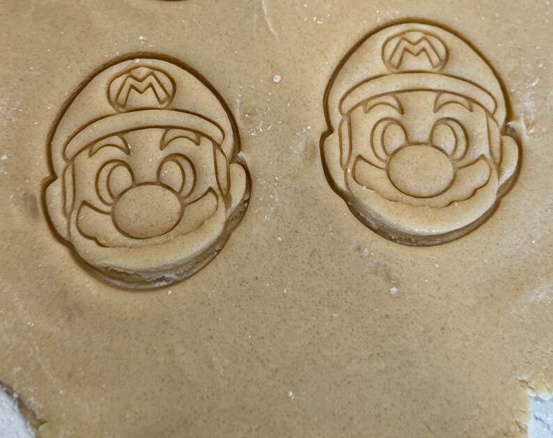 Super Cool Mario Cookie Cutter - Etsy
