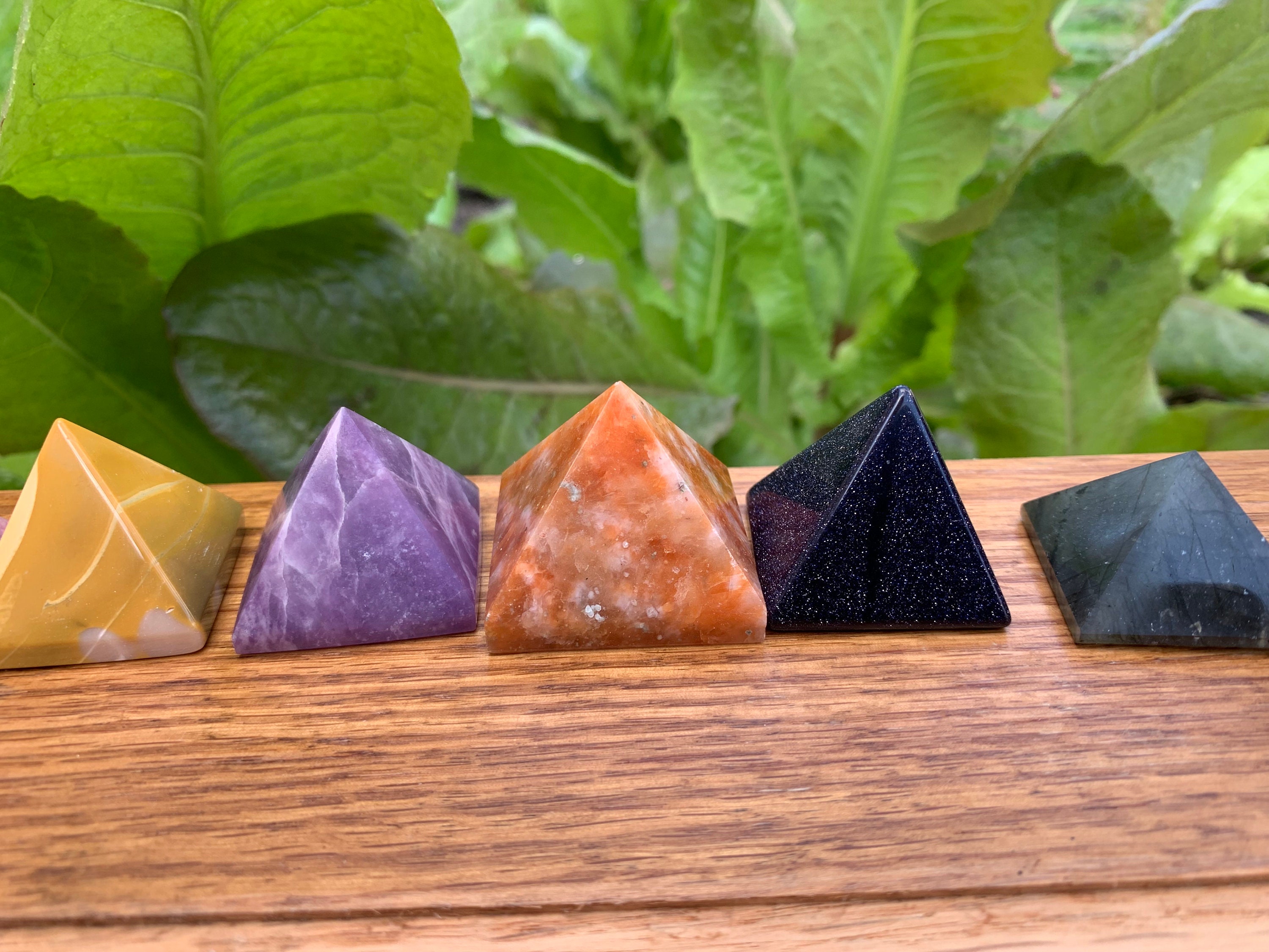 Hand Carved Pyramid, Heading Crystal Decor,1.2 Inches Pyramid,rose ...