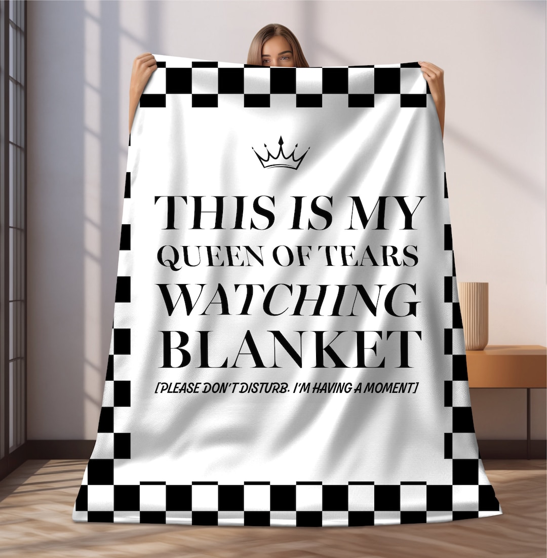 Queen of Tears Watching Checkered Plush Blanket 50x60 - Etsy