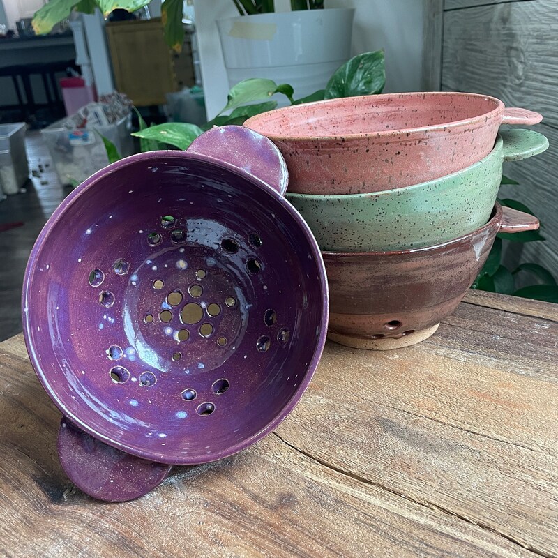 Pottery Berry Bowl - Etsy
