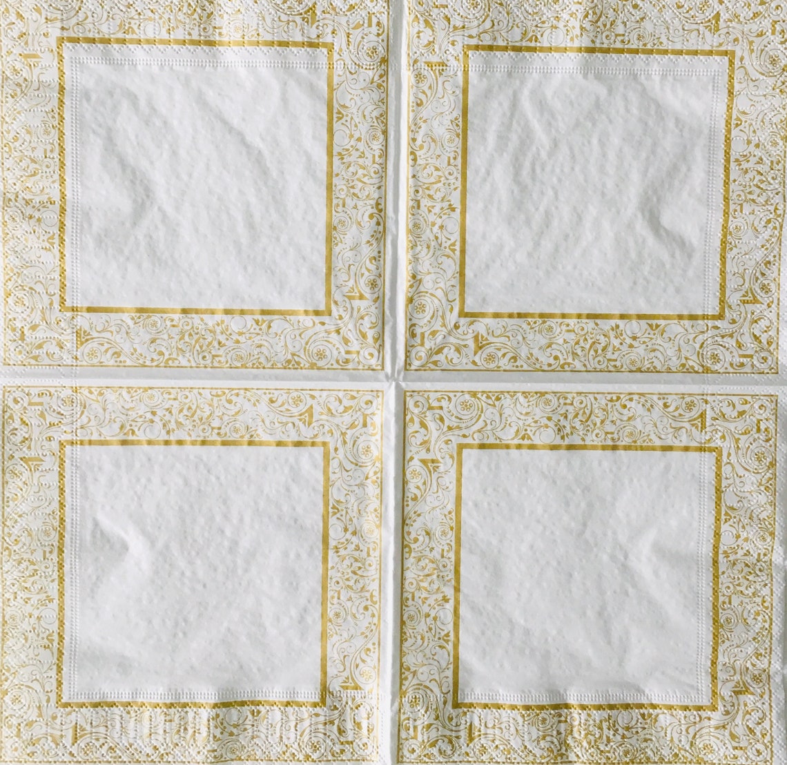Gold Border Paper Napkins: Elegant Party Decor, 3-ply (pack of 20 ...
