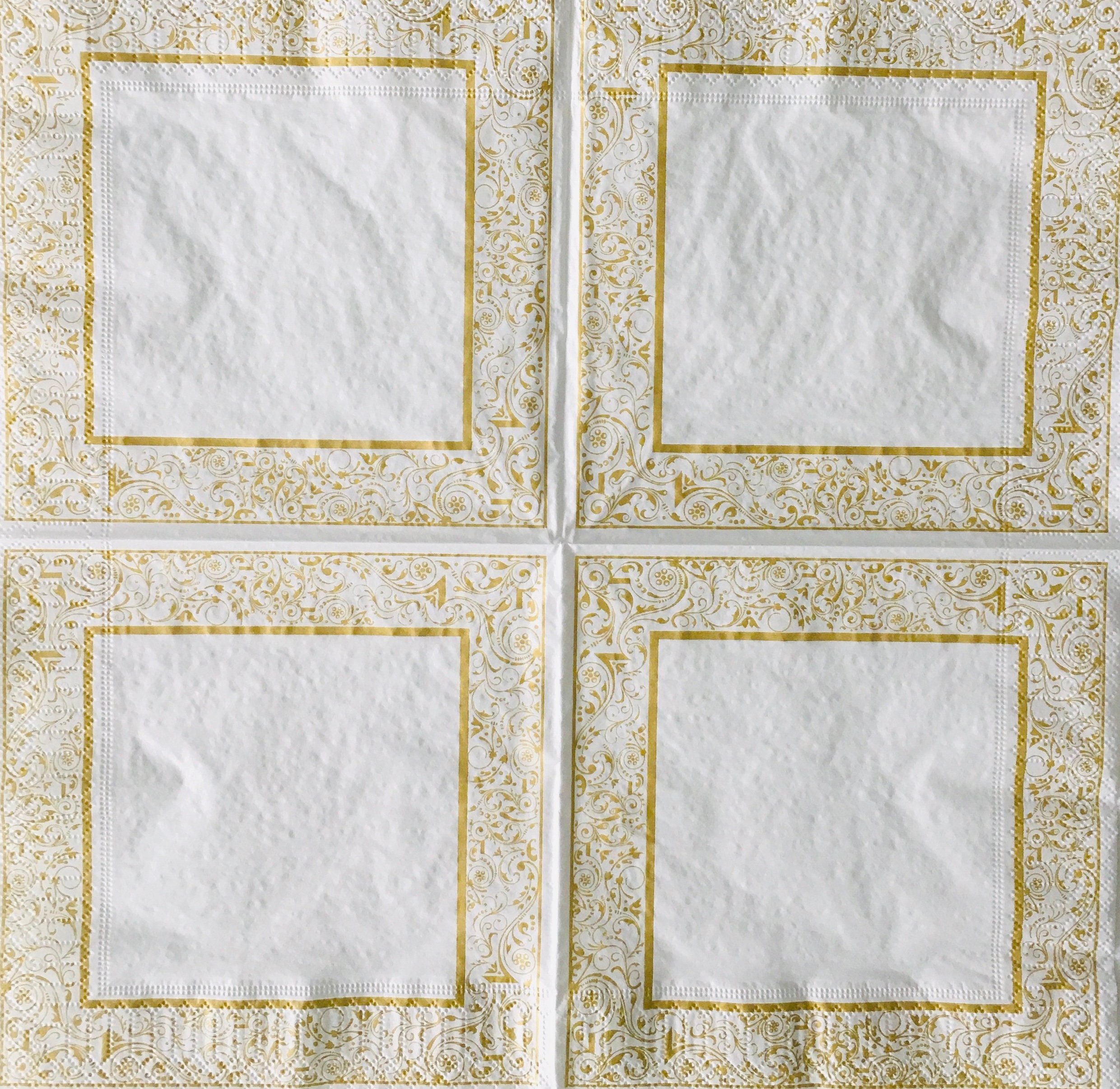 Gold Border Paper Napkins: Elegant Party Decor, 3-ply (pack of 20 ...