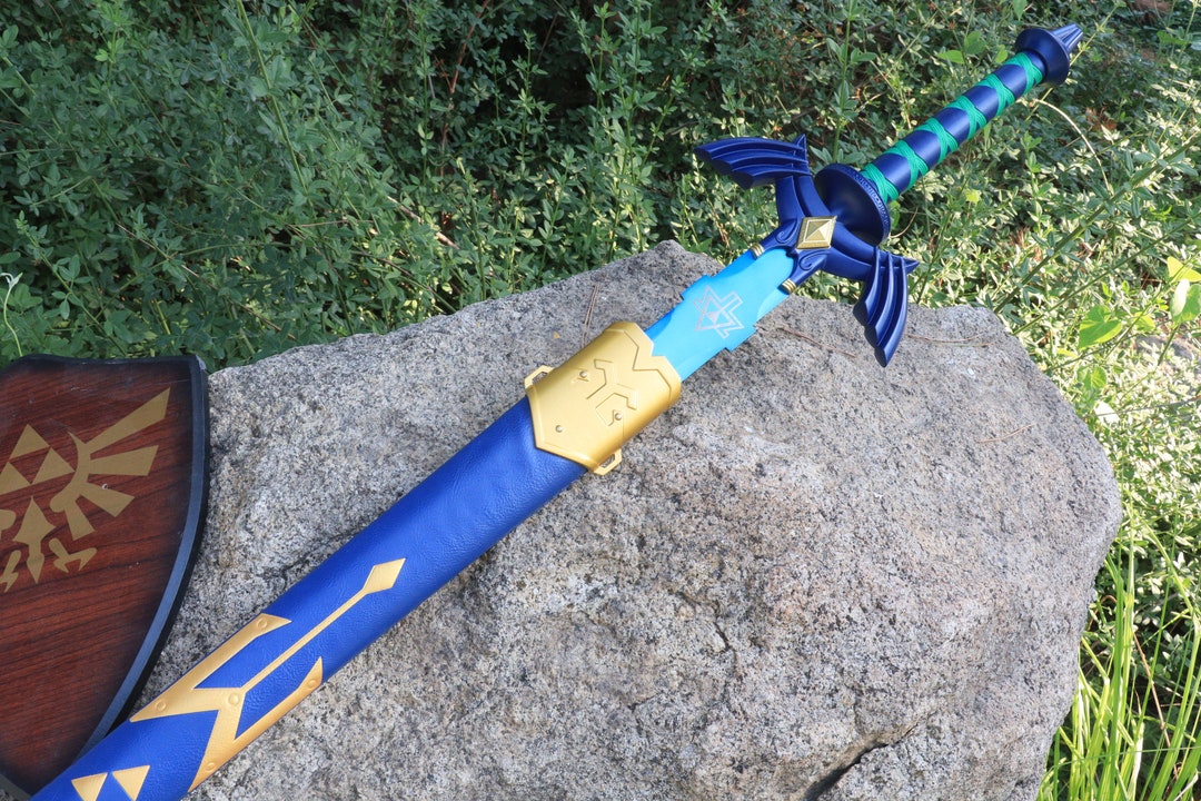 Legend of Zelda Link Sword Breath of the Wild Link Master Sword Full ...