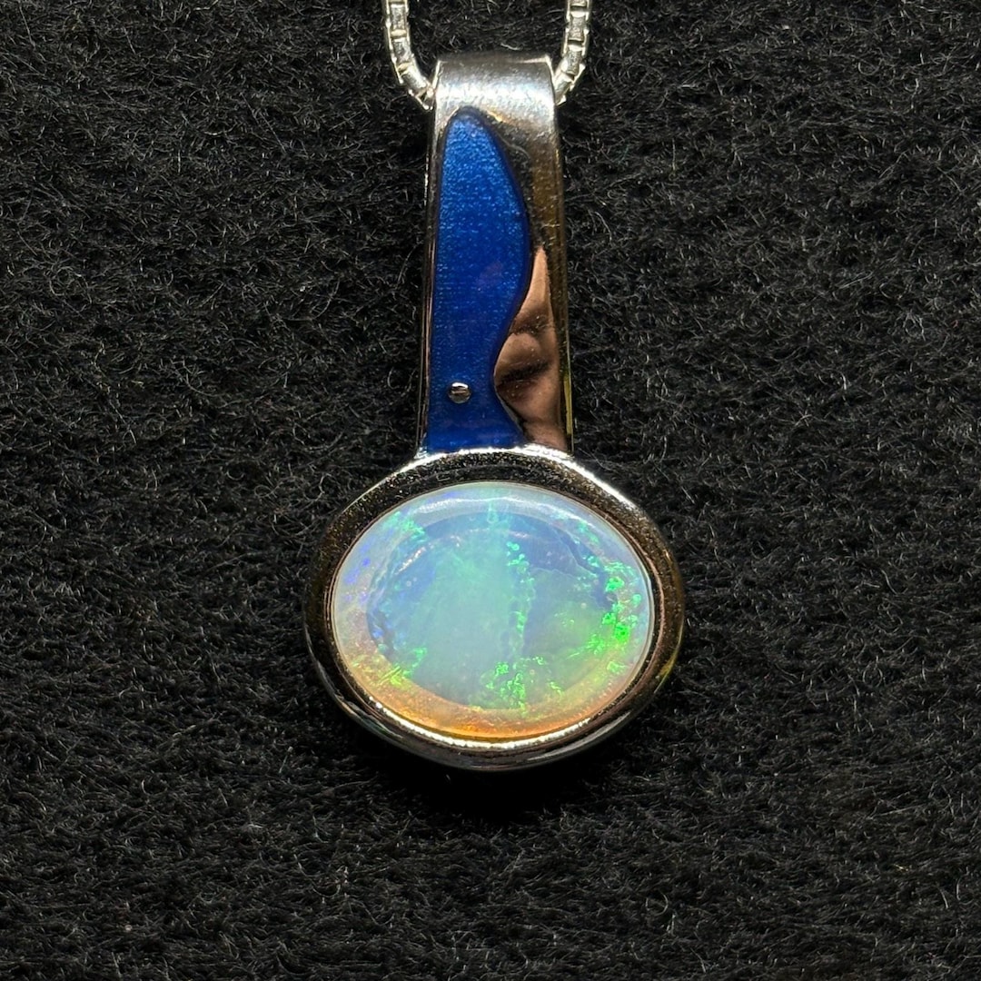 Australian Lambina Spider Web Opal Pendant Necklace - Etsy