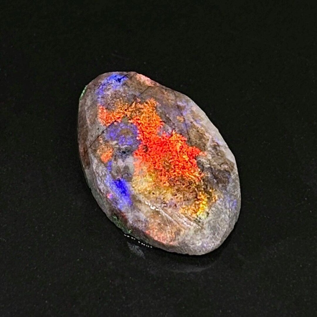Color Scratch World Map Australian Andamooka Uncut Single Opal Cutter ...