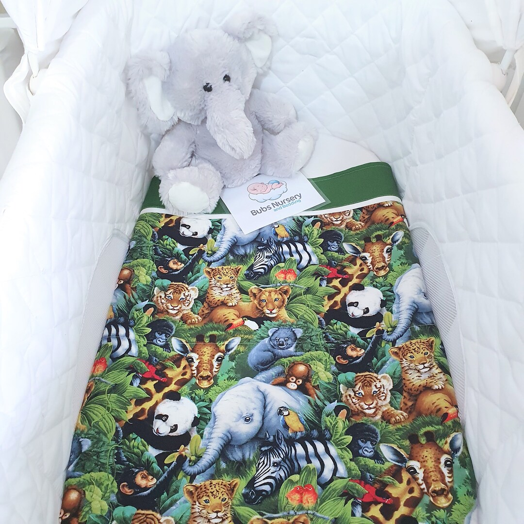 Neutral safari/ Jungle Animals Themed Cradle/pram Blanket With Soft ...